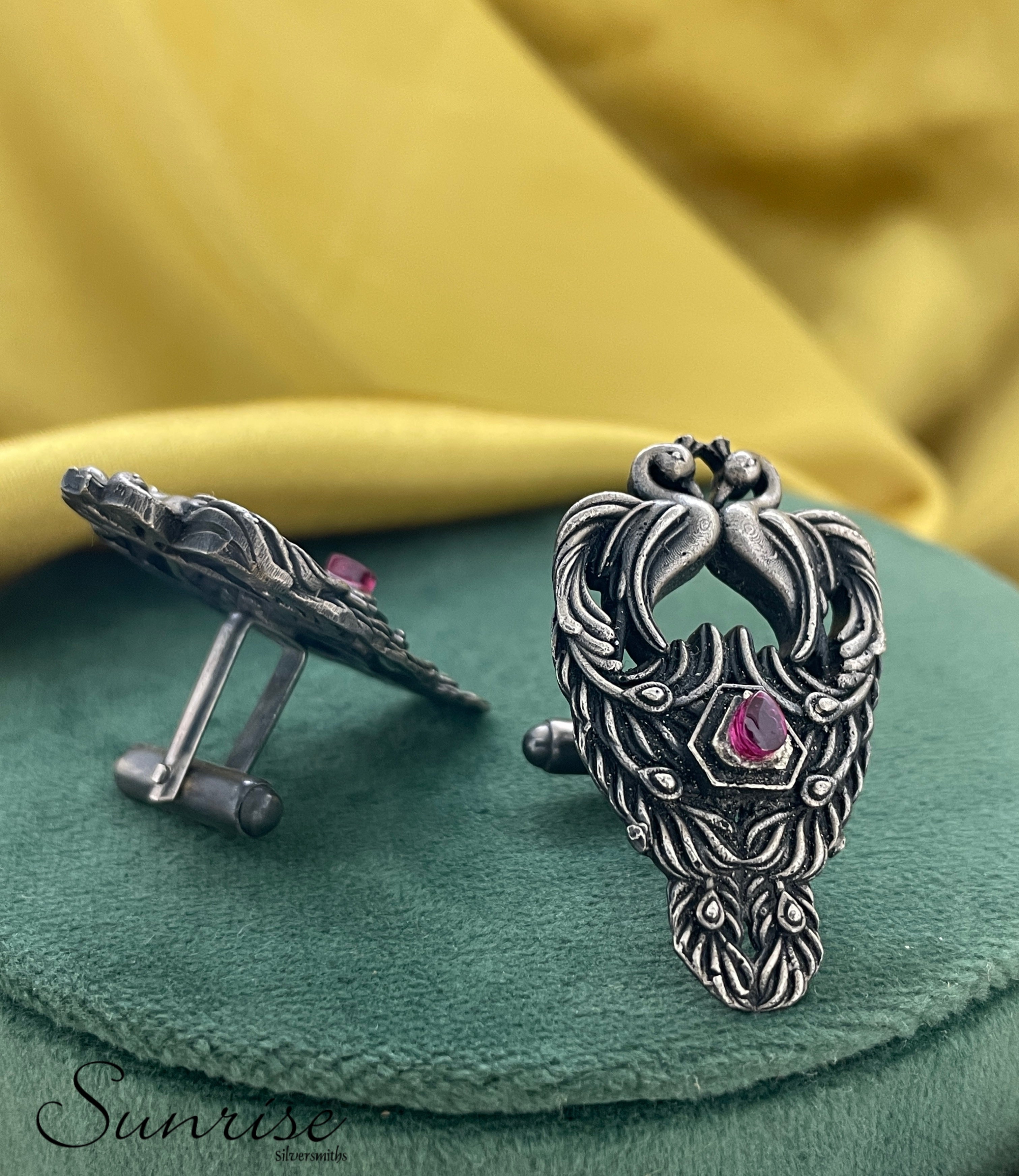 CLASSY CUFFLINKS – Sunrise Silversmiths