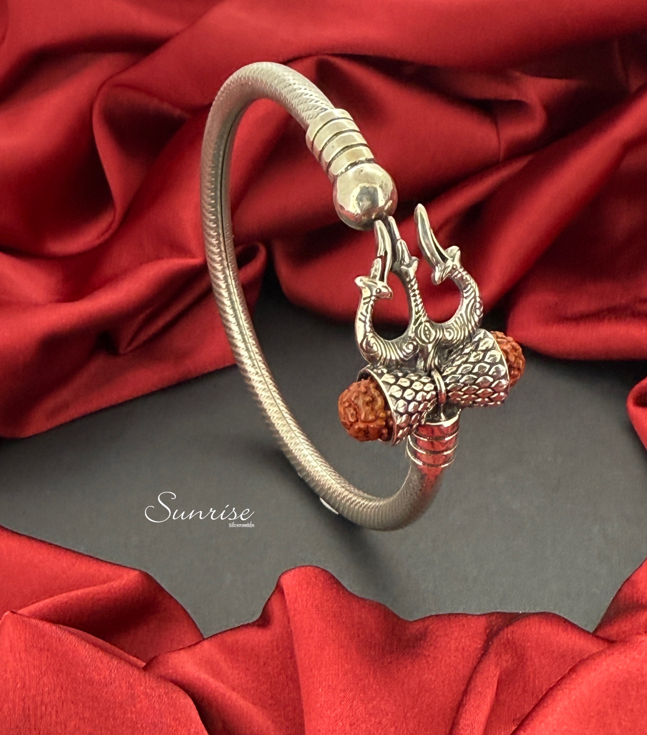 OXIDISED TIRSUL DAMRU MEN'S KADA – Sunrise Silversmiths